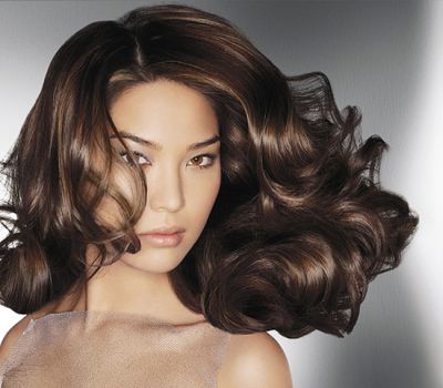 Cómo dar volumen al cabello - vidasaludybienestar.com